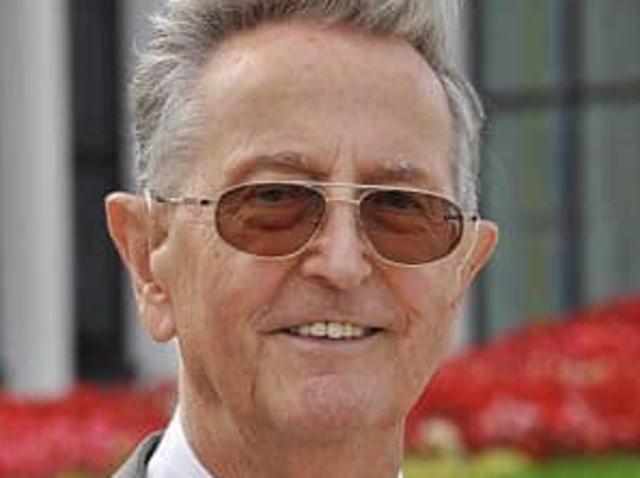 Henry Burkhardt verstorben